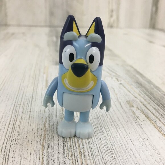 moose toys | Toys | Bluey Heeler Figure Big Smile Facial Expression ...